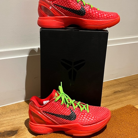 Nike | Shoes | Kobe Reverse Grinches | Poshmark